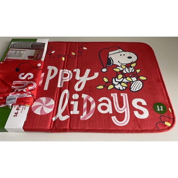 Peanuts | Bath | 4 Piece Bath Set Snoopy Christmas Bath Mat Shower ...